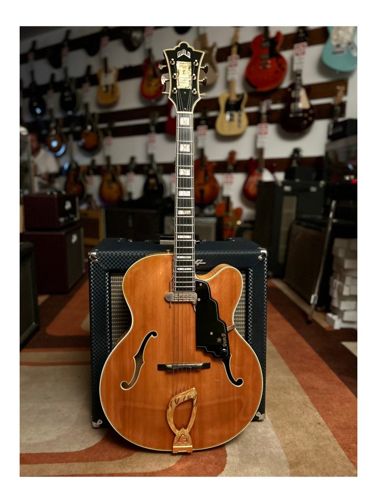 GUILD ARTIST AWARD de 1971 | Le Guitarium