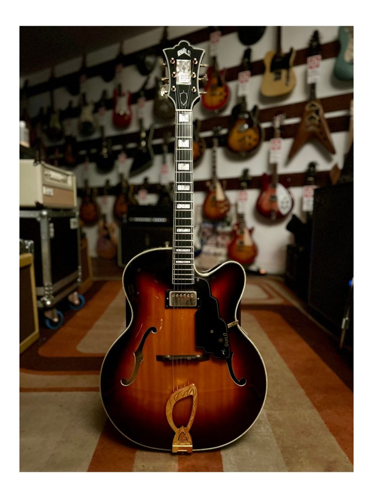 GUILD ARTIST AWARD de 1966 | Le Guitarium
