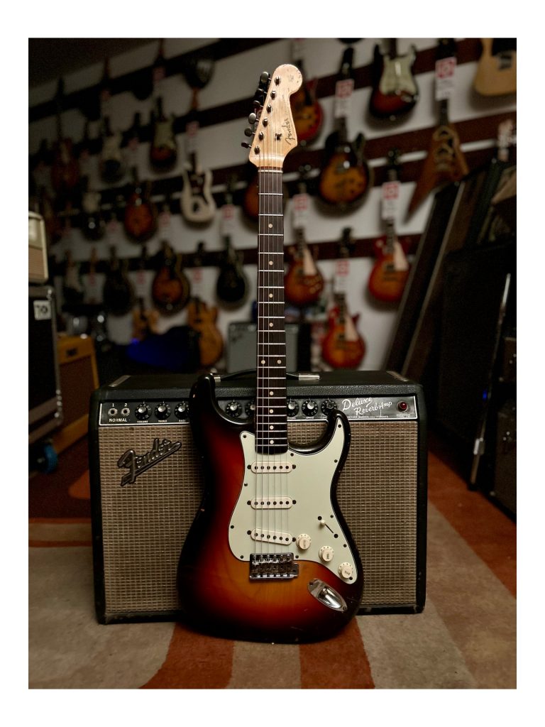 FENDER STRATOCASTER CLIVE BROWN BODY ONLY REFIN de 1960 | Le Guitarium